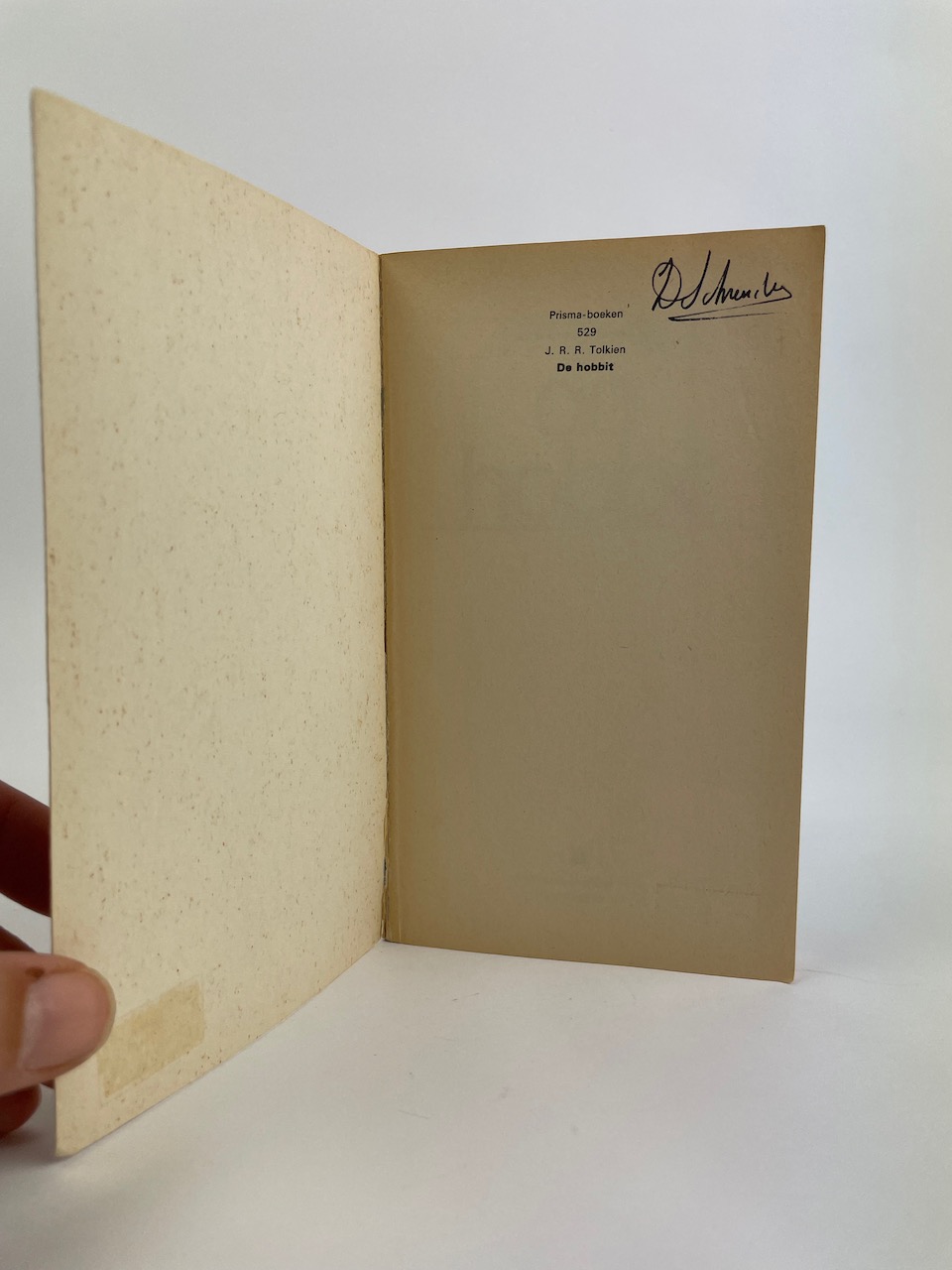 J.R.R. Tolkien, De Hobbit, Dutch, paperback, 1974, 11th printing - clp0989